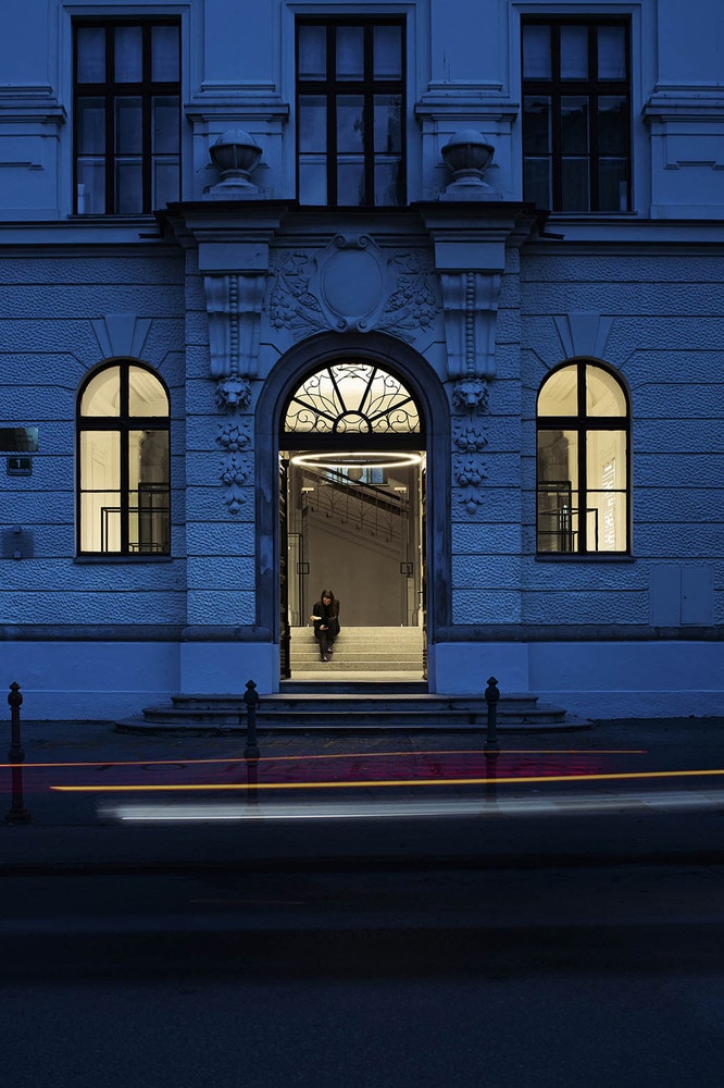 Leibal — 9 Frames Hall