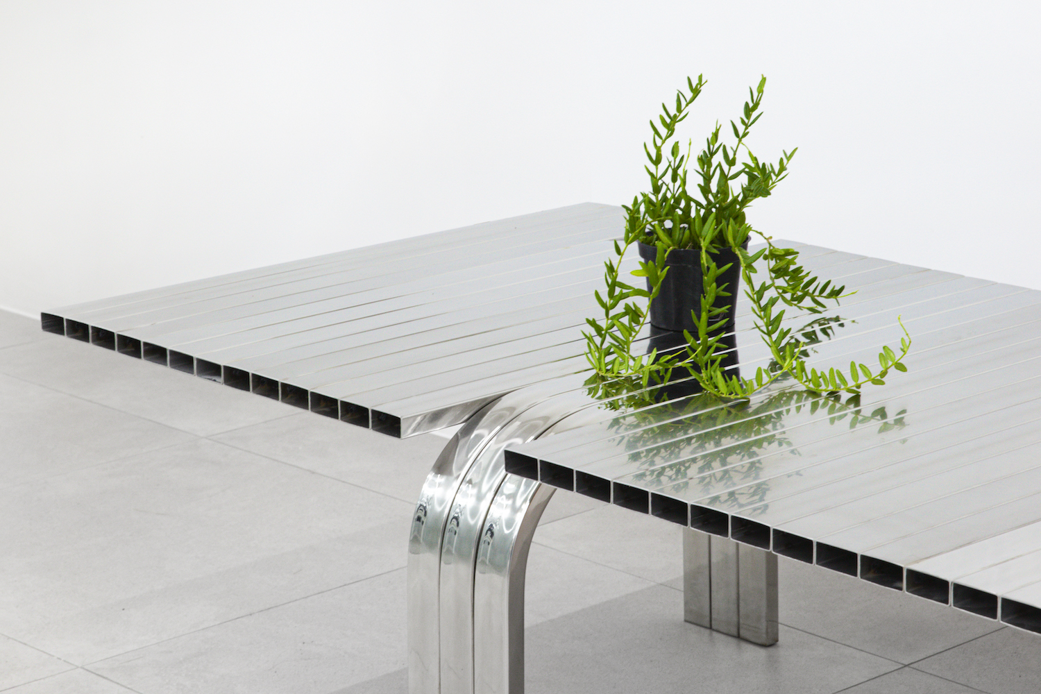 Leibal — Bend Series