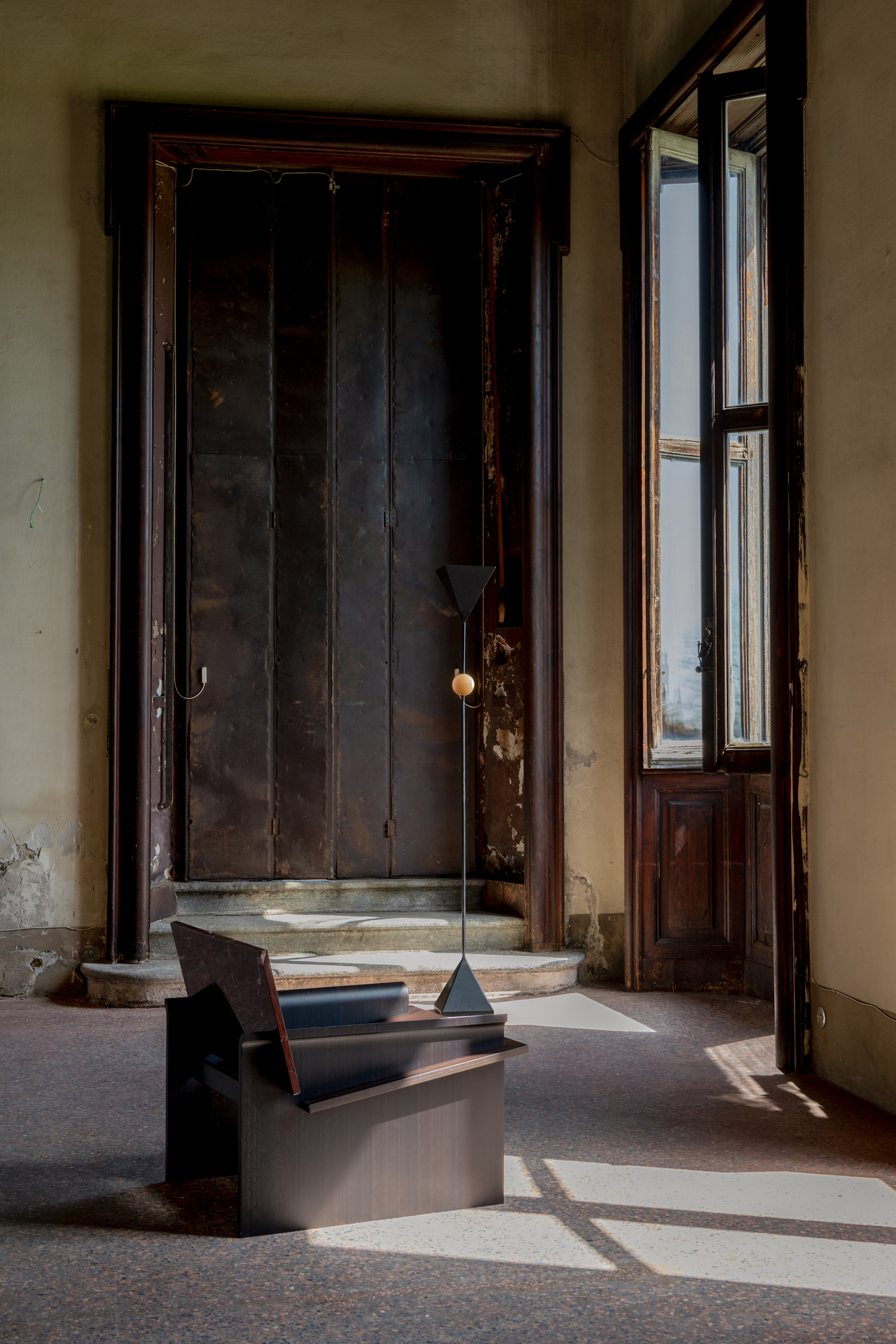 Leibal — Antechamber