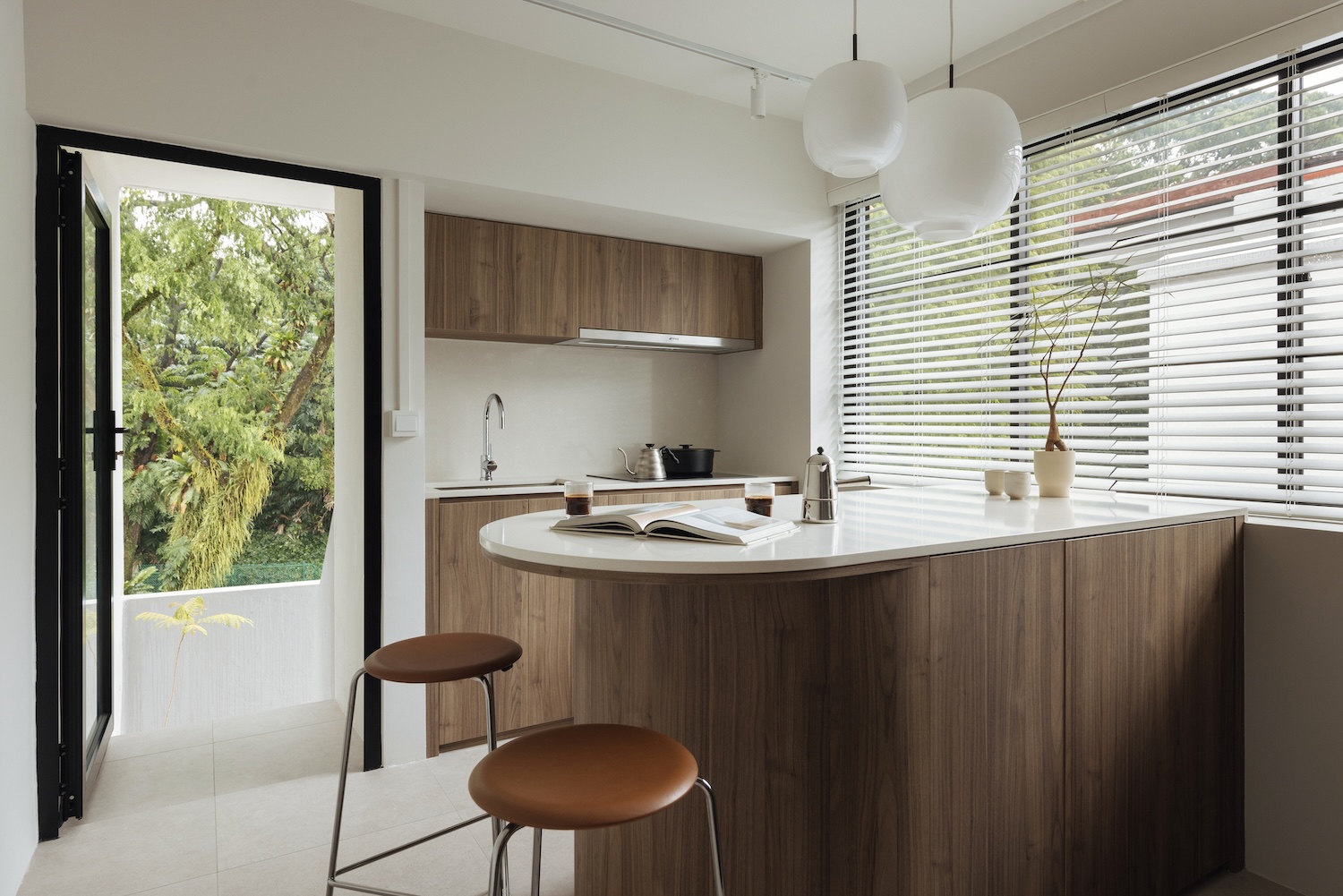 Leibal — Tiong Poh Apartment