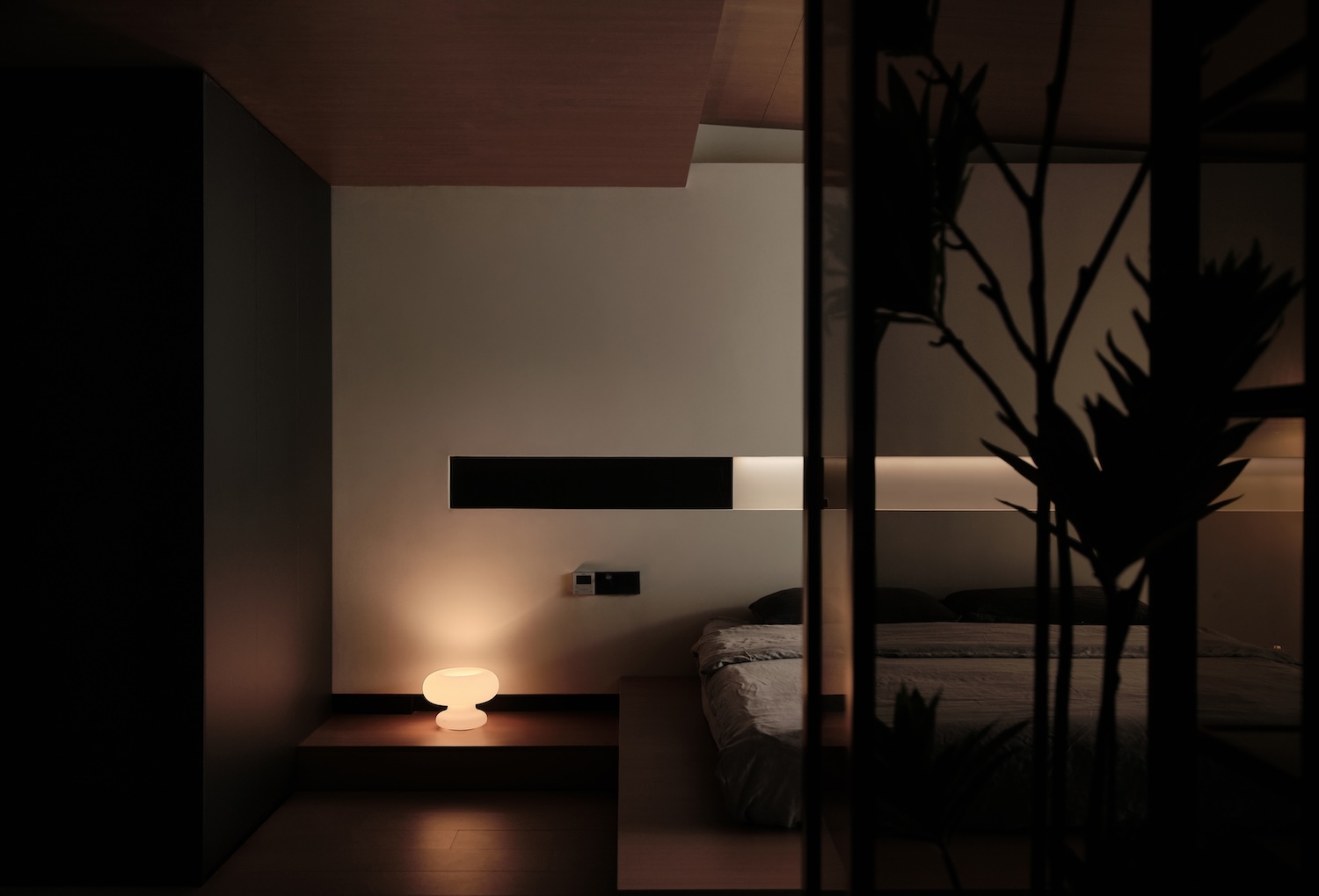 Leibal — Home Below