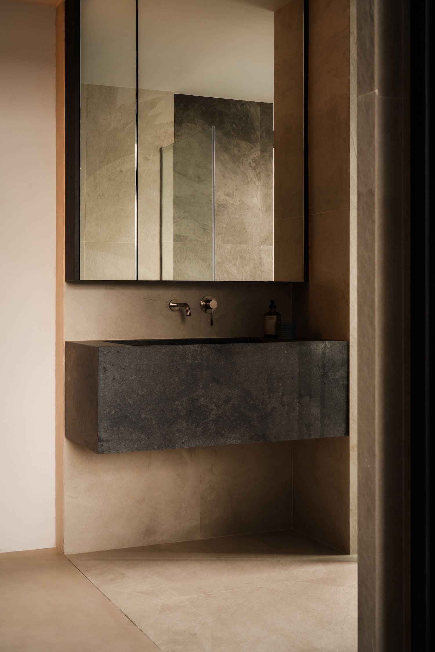 Leibal — Casa Fluida