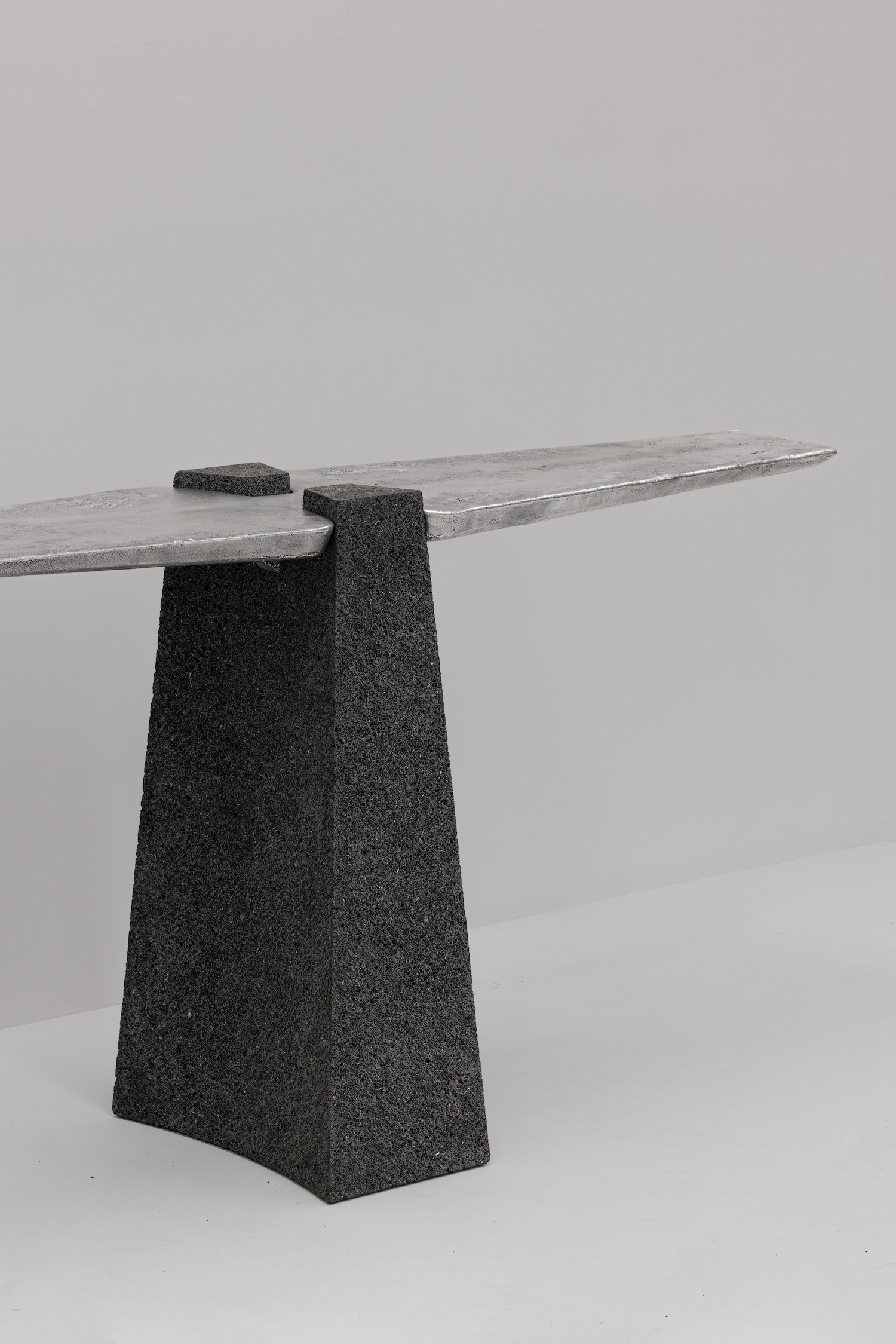 Leibal — Exhuma Console