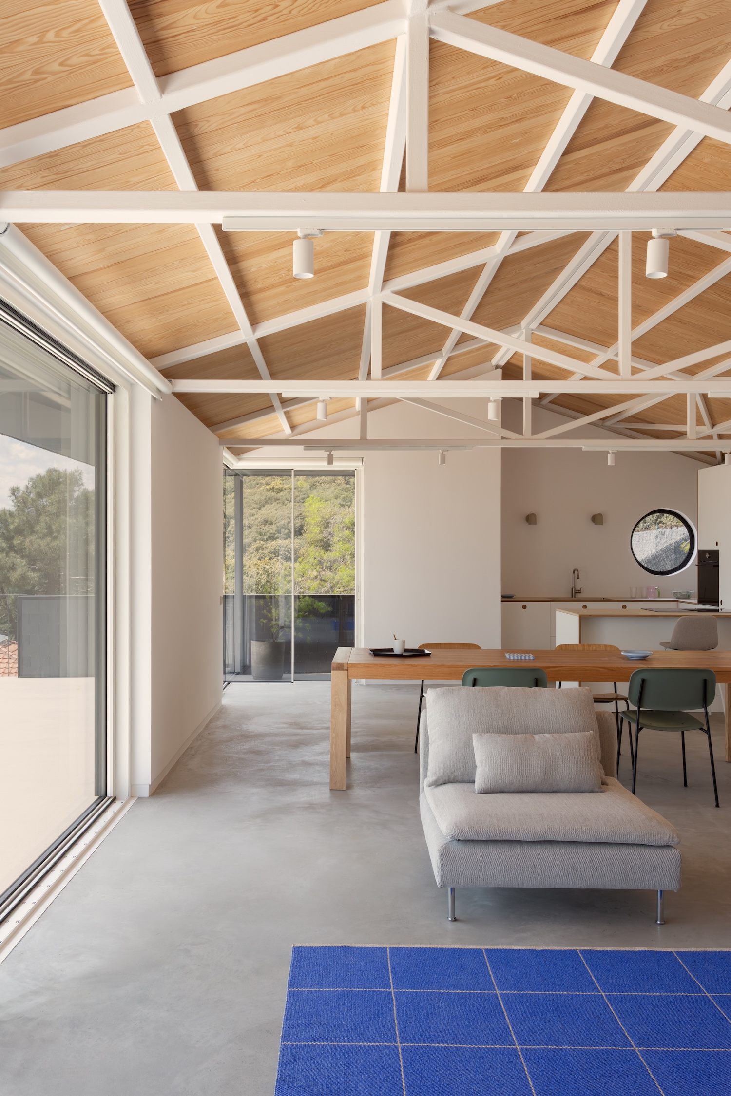 Leibal — The Grasshome