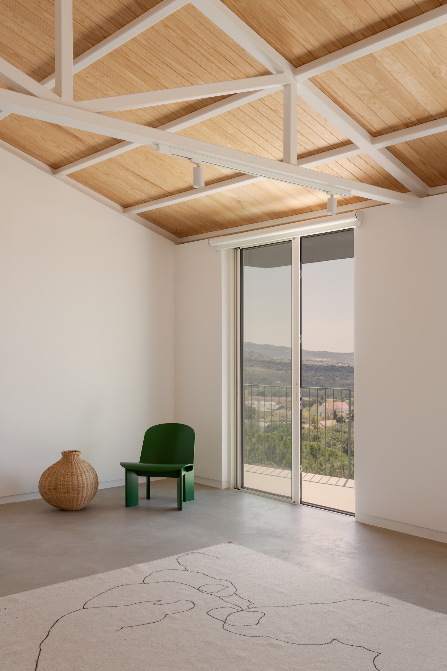 Leibal — The Grasshome